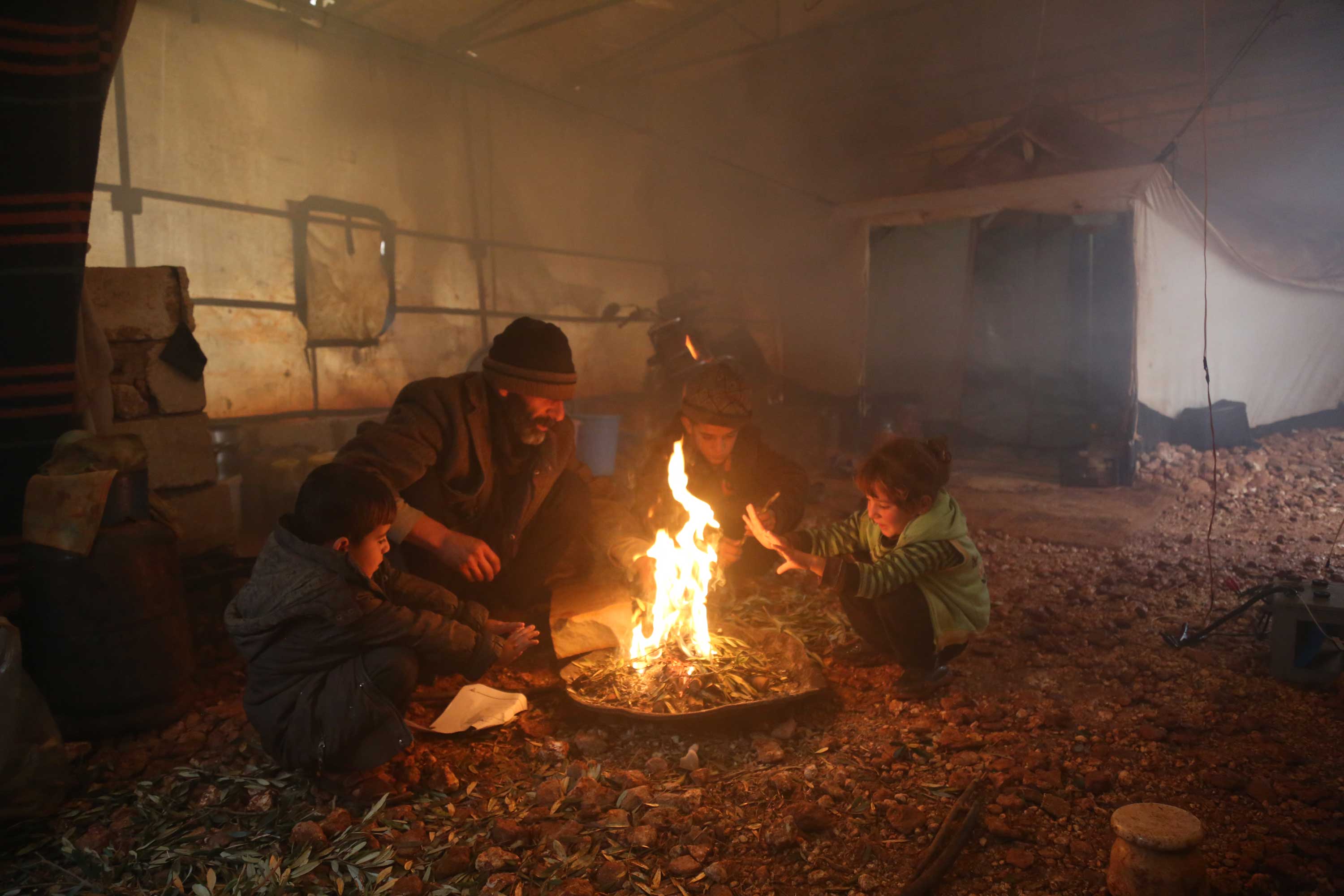 Syrien: Humanitäre Krise für Millionen Menschen wegen drohender ...